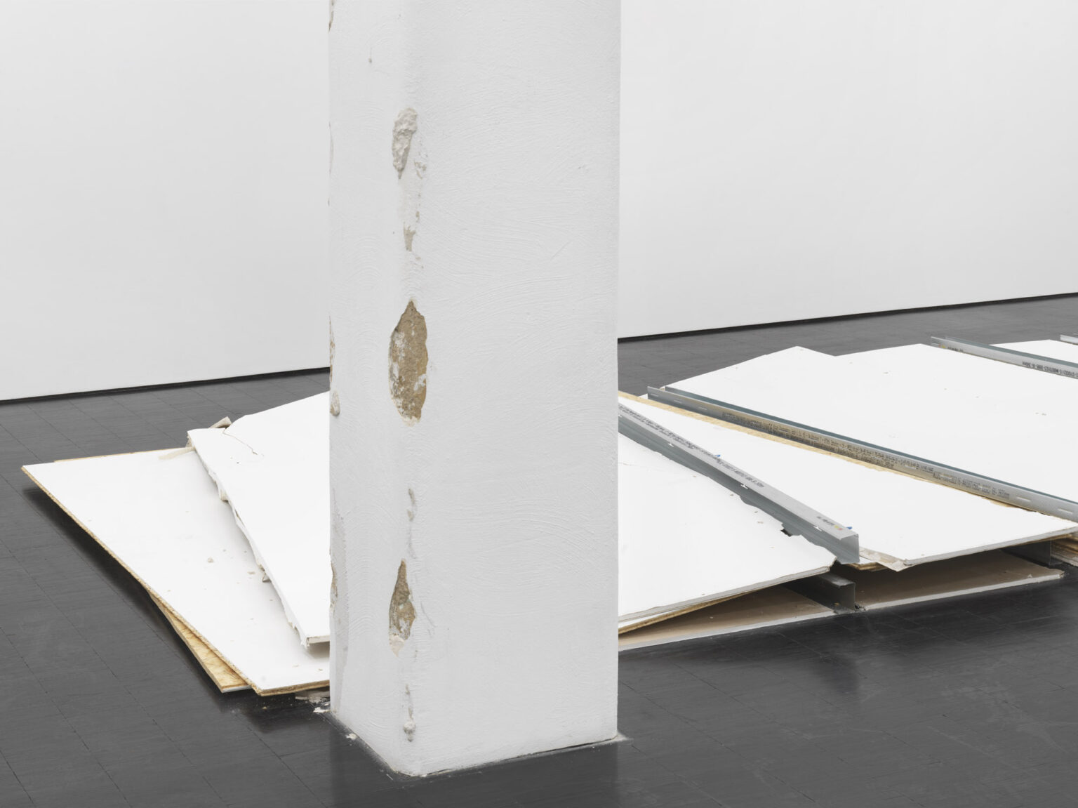 Ser Serpas at Galerie Barbara Weiss – Art Viewer