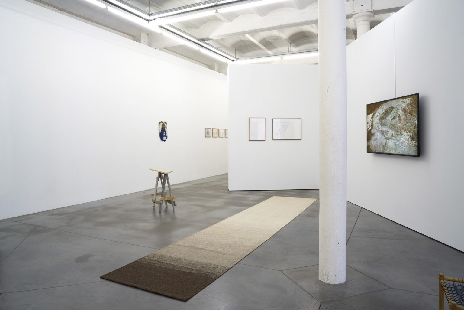The Thinking Hand at Tatjana Pieters – Art Viewer