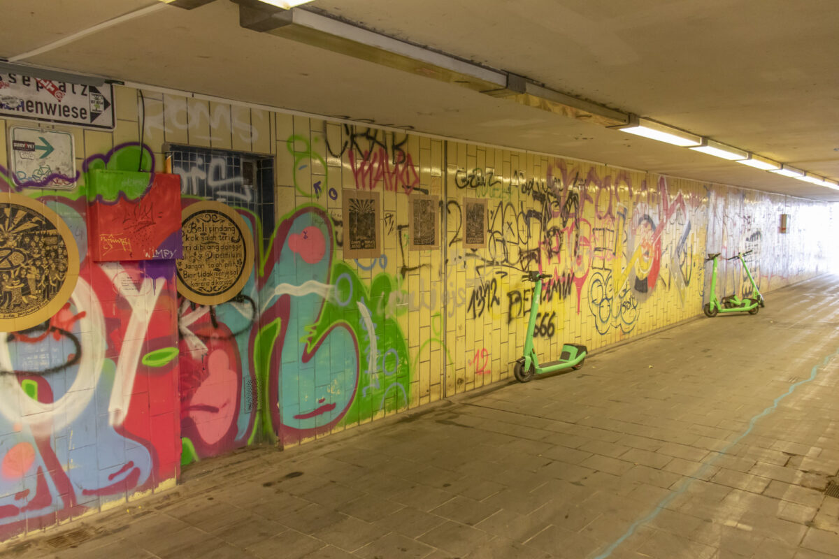 documenta 15: Platz der Deutschen Einheit (Underpass), Rainer-Dierichs ...