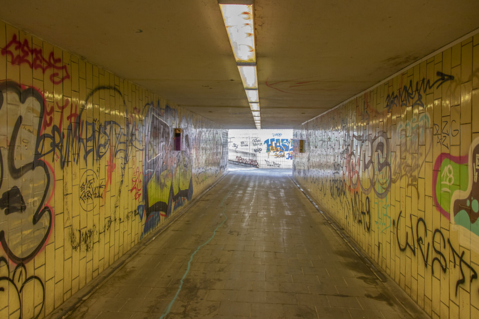 documenta 15: Platz der Deutschen Einheit (Underpass), Rainer-Dierichs ...