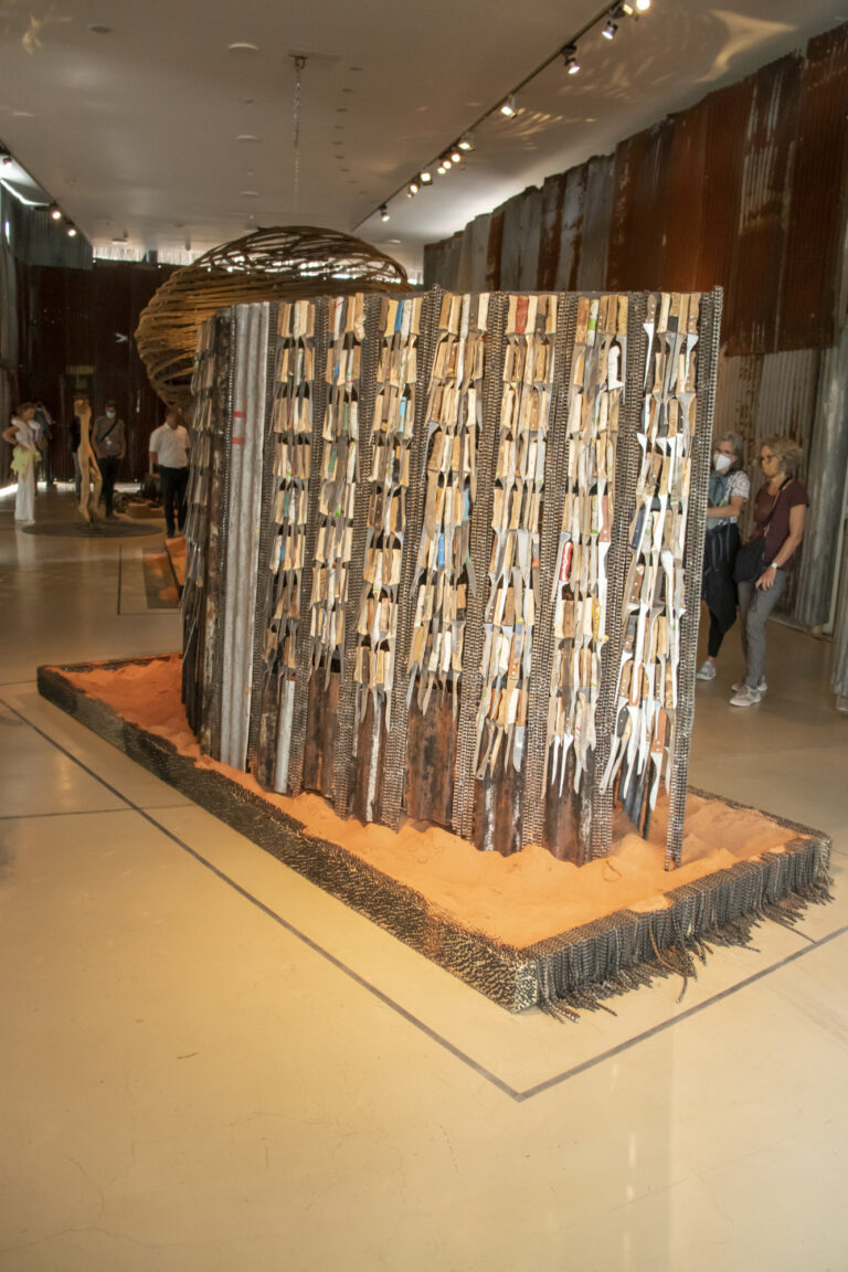 documenta 15: documenta Halle – Art Viewer