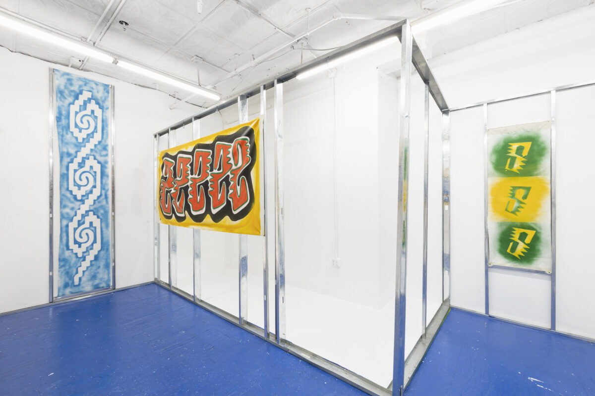 Andy Medina at Estrella Gallery – Art Viewer