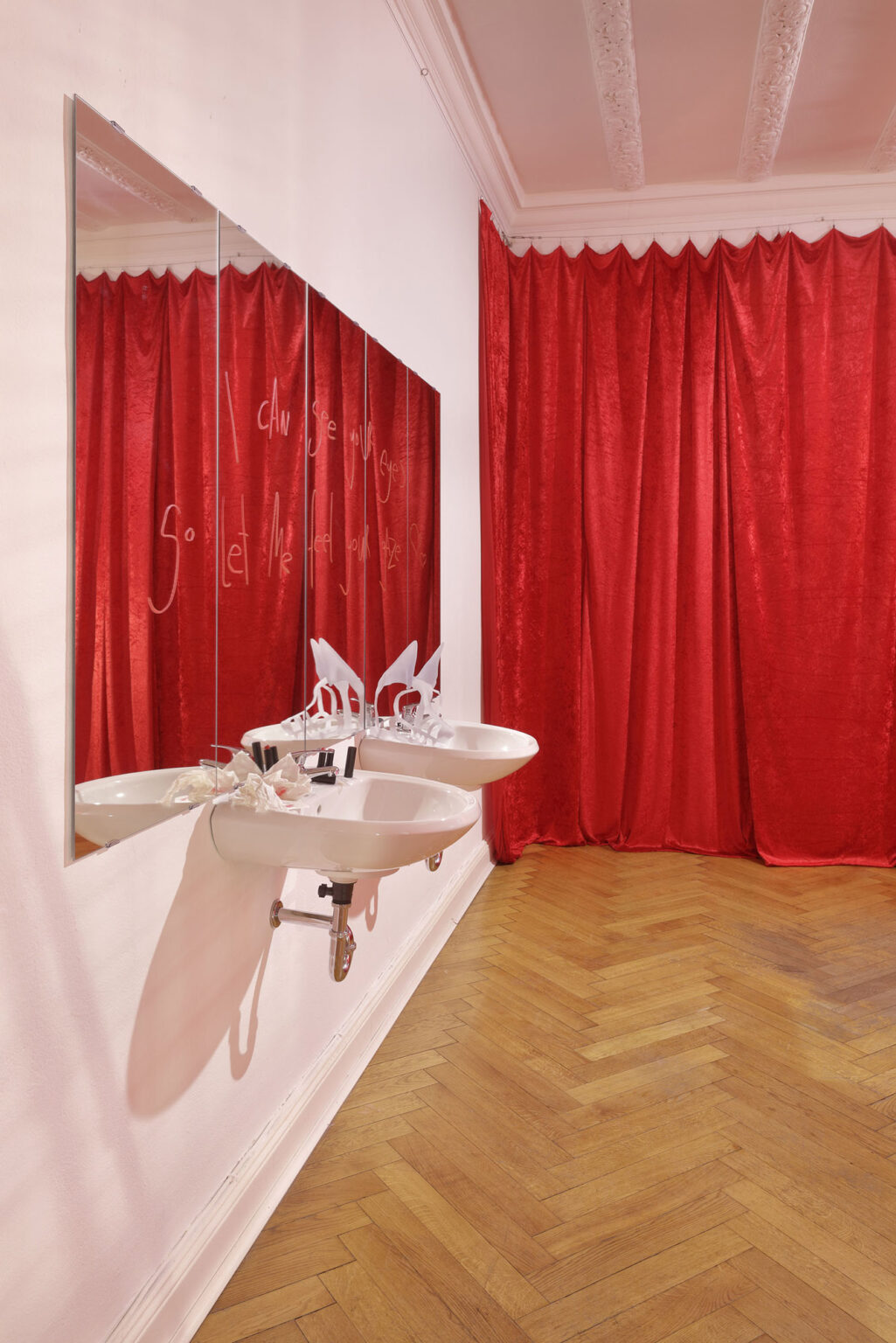 Rebekka Benzenberg at Galerie Anton Janizewski – Art Viewer