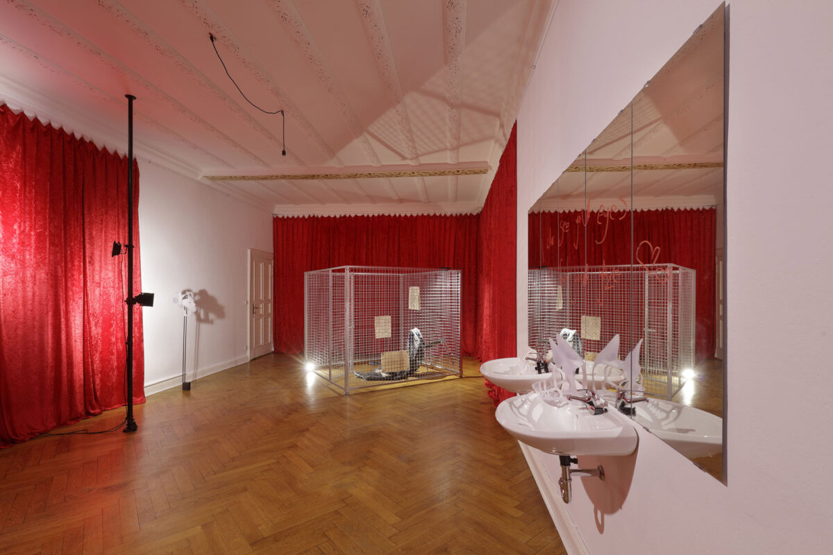Rebekka Benzenberg at Galerie Anton Janizewski – Art Viewer