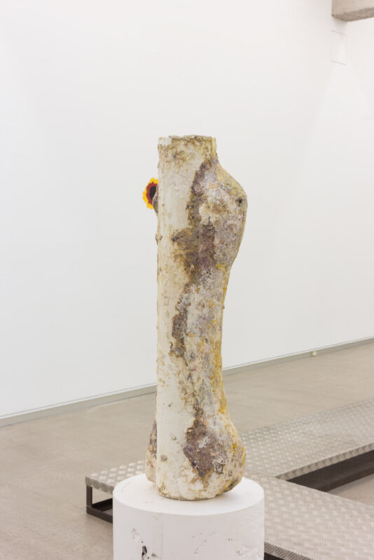 David Bestué, Susana Solano and Julia Spínola at CarrerasMugica – Art ...