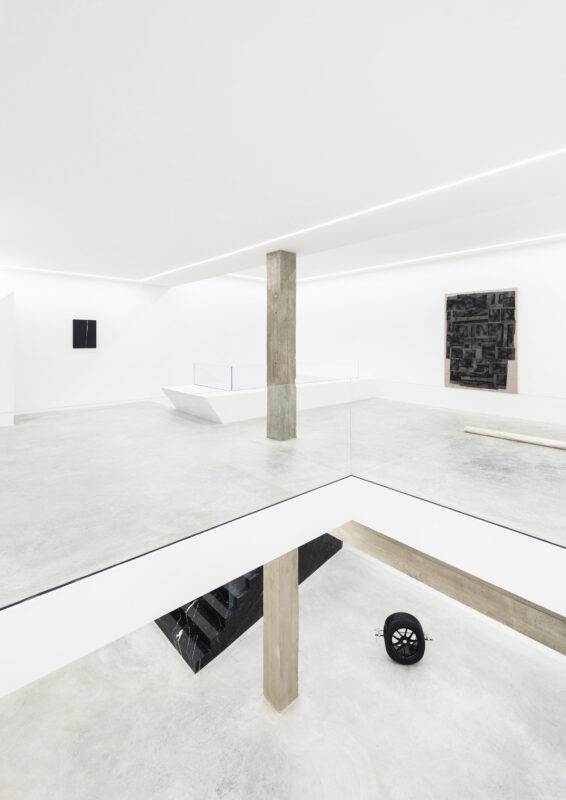 Personal Showcase at Rolando Anselmi – Art Viewer