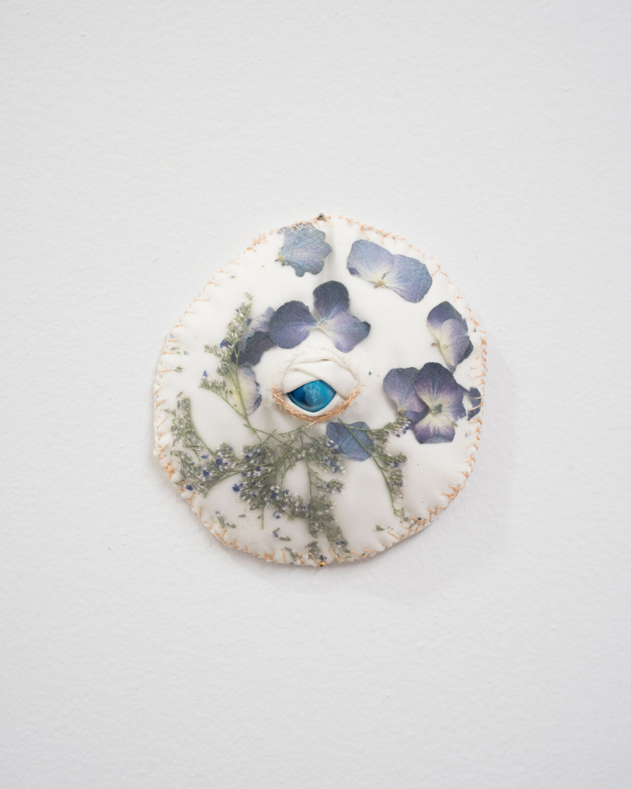 Elisabeth Perrault at Pangée – Art Viewer