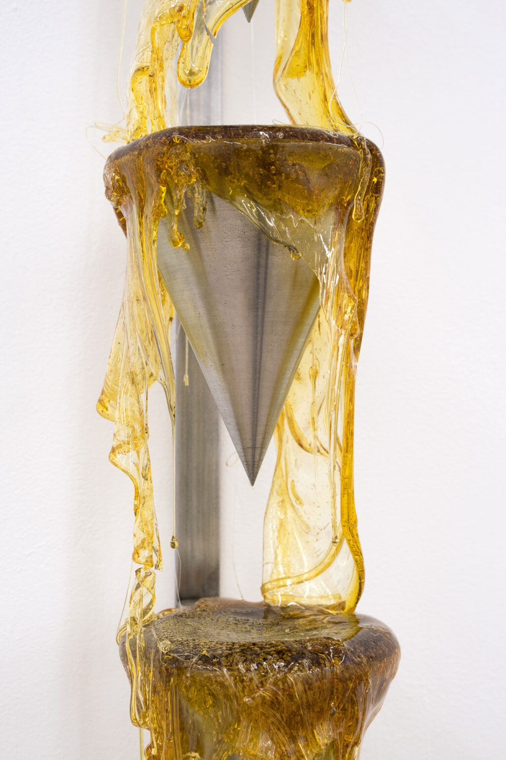 Jura Shust at Management – Art Viewer