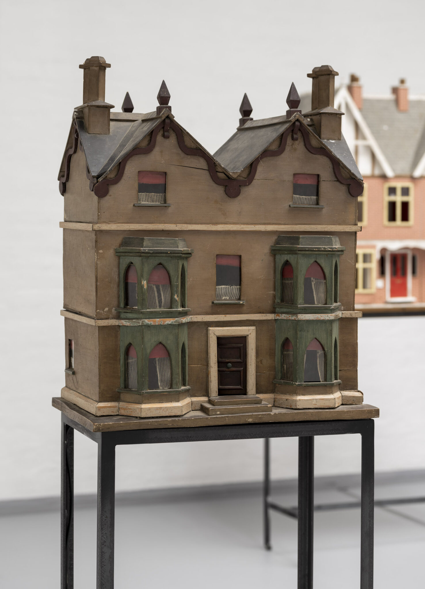 Hannah Quinlan & Rosie Hastings at Huset for Kunst & Design – Art Viewer