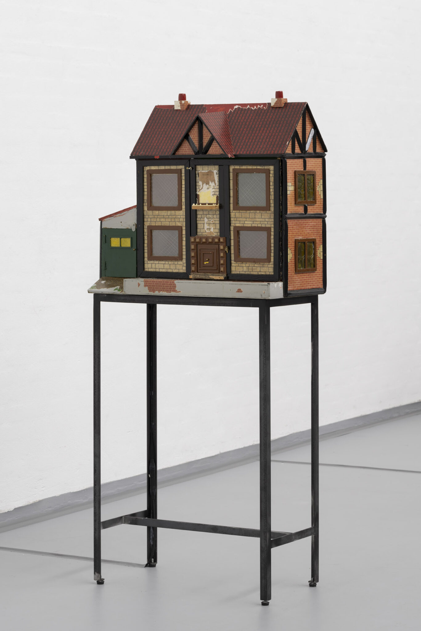 Hannah Quinlan & Rosie Hastings at Huset for Kunst & Design – Art Viewer