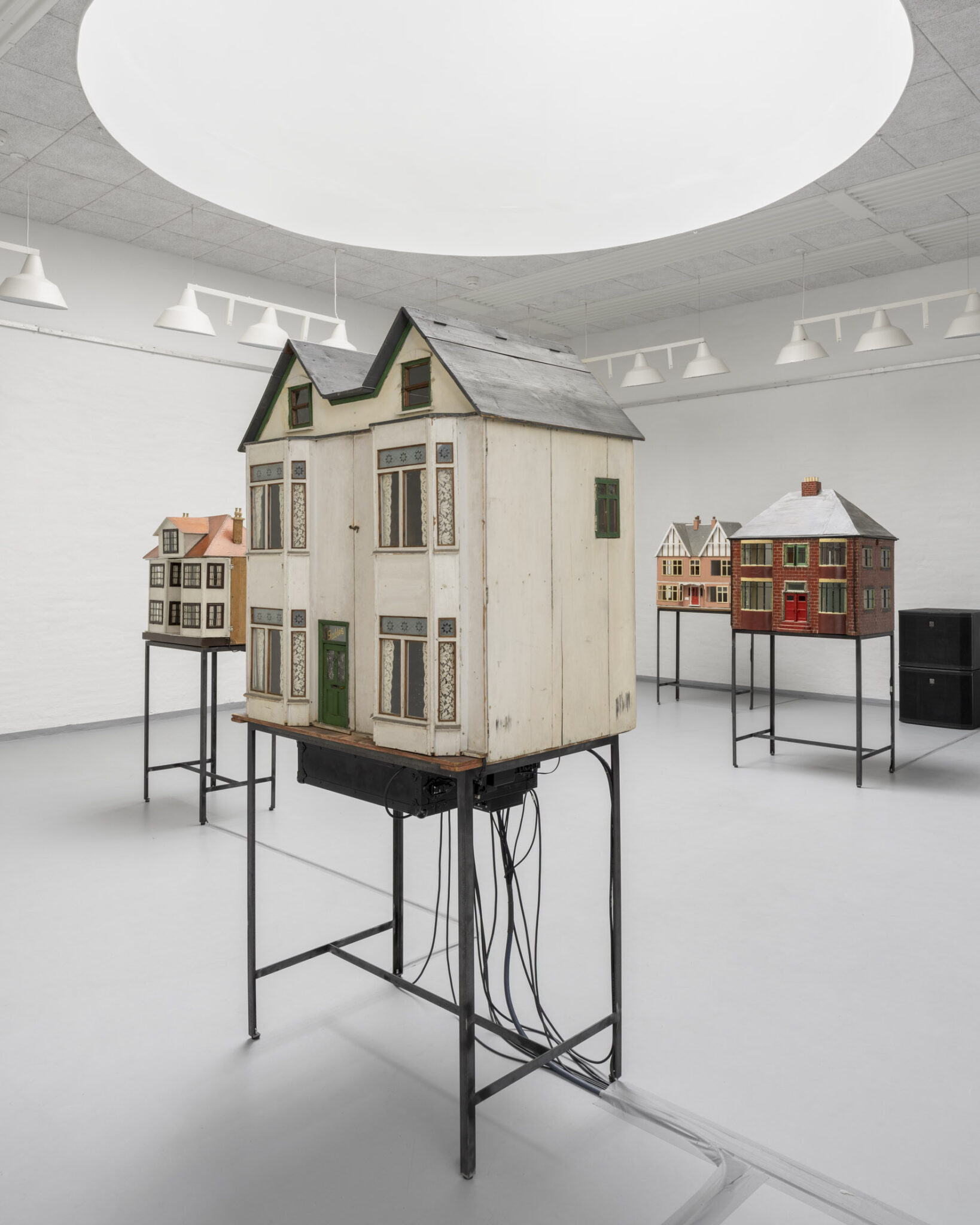 Hannah Quinlan & Rosie Hastings at Huset for Kunst & Design – Art Viewer