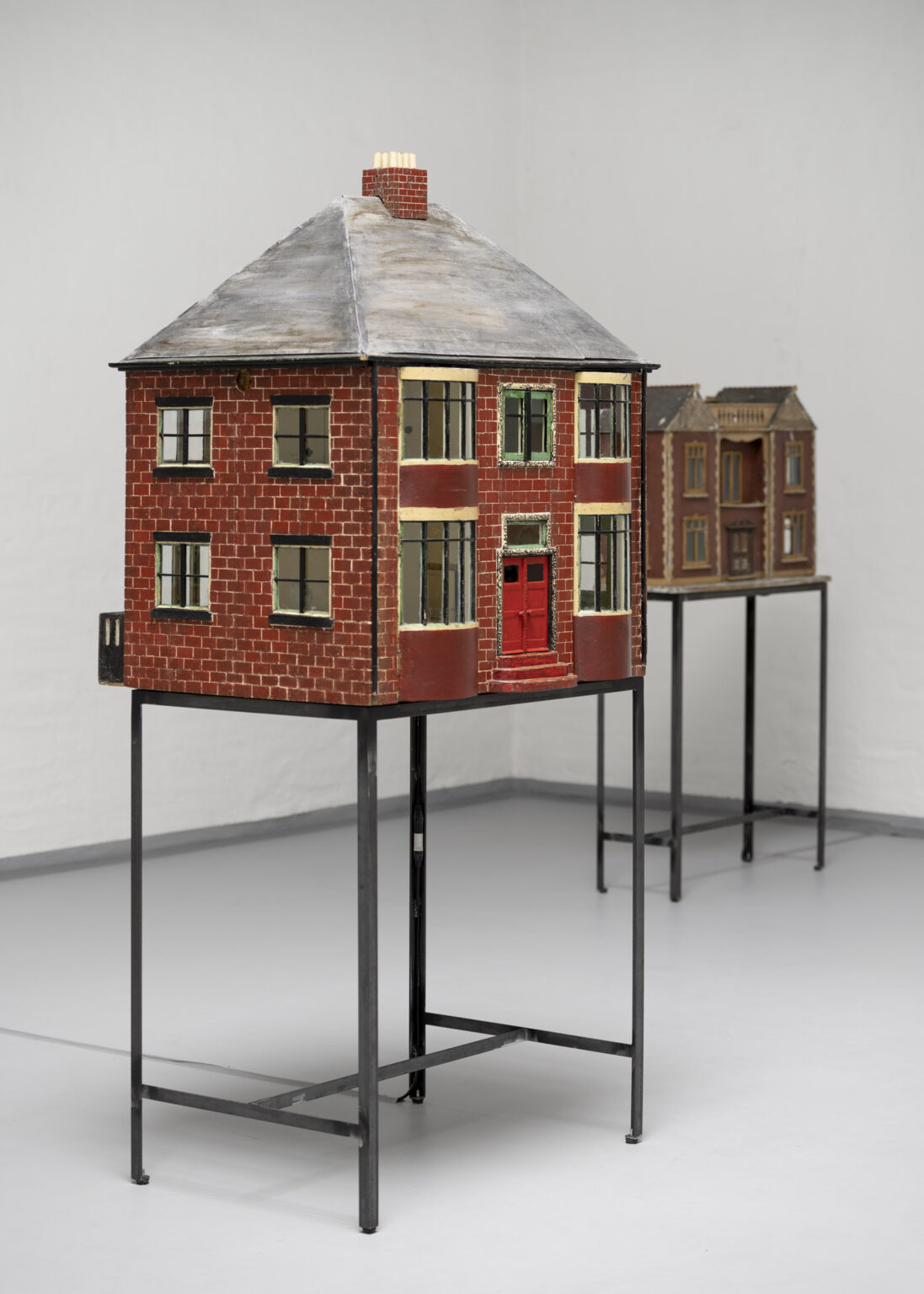 Hannah Quinlan & Rosie Hastings at Huset for Kunst & Design – Art Viewer