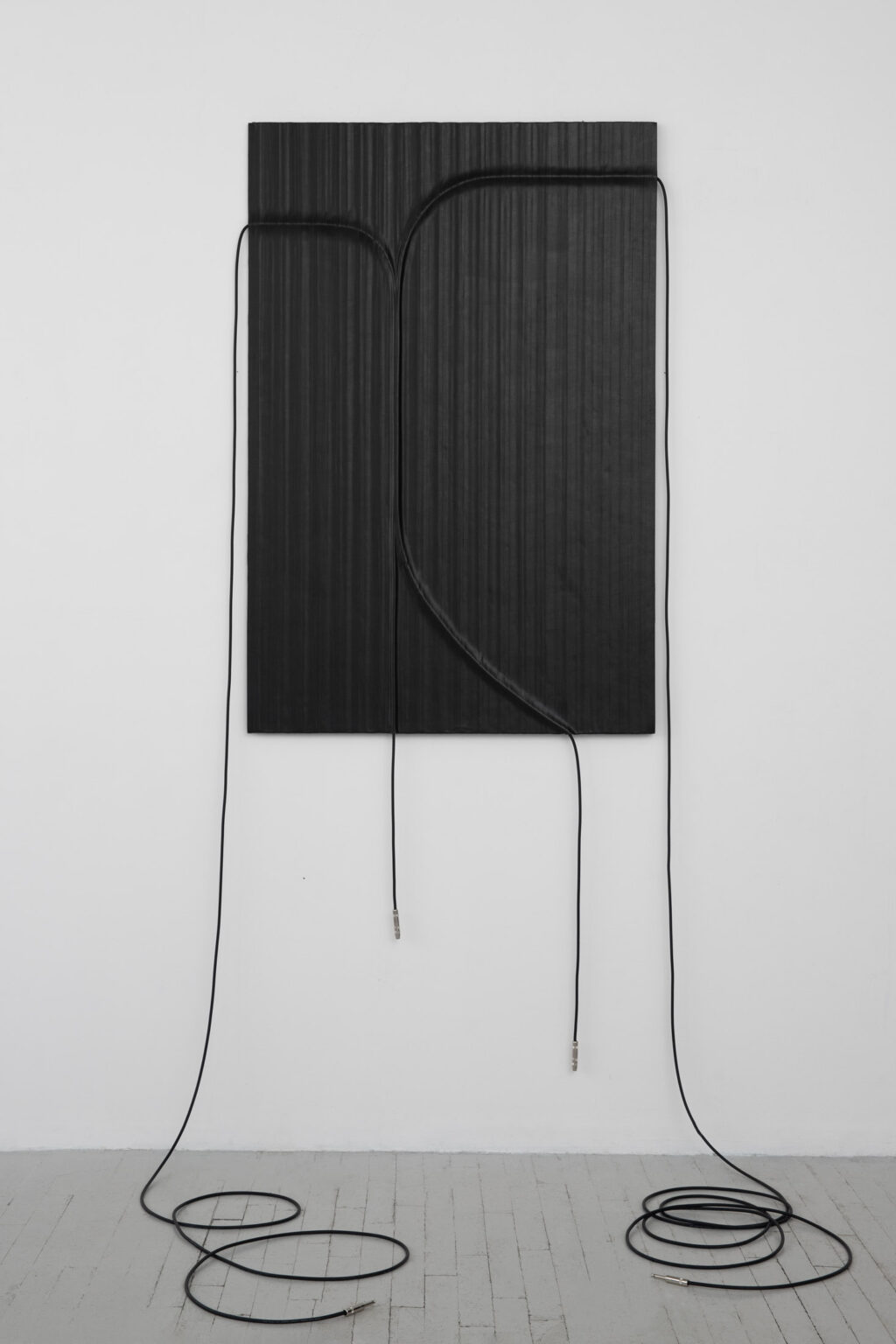 Naama Tsabar at Dvir Gallery – Art Viewer