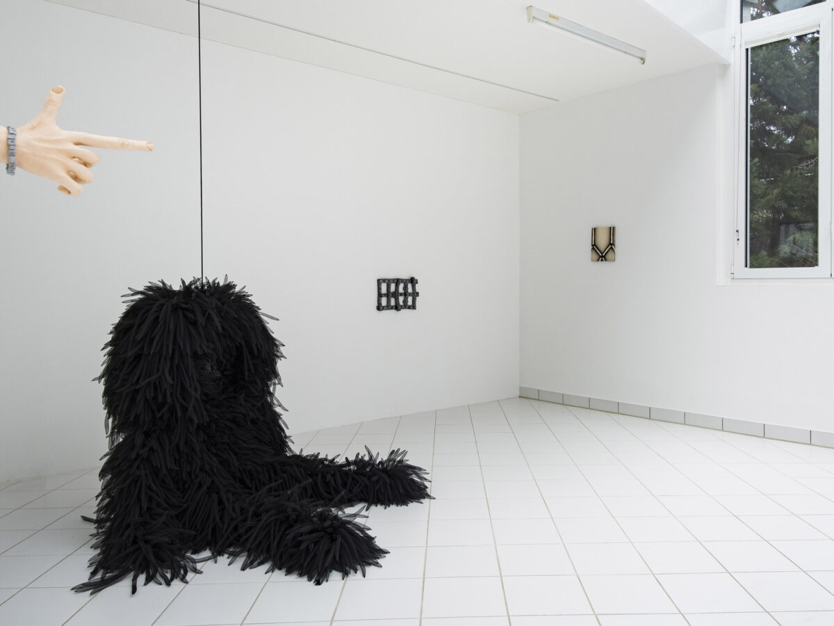 toast at A.ROMY – Art Viewer