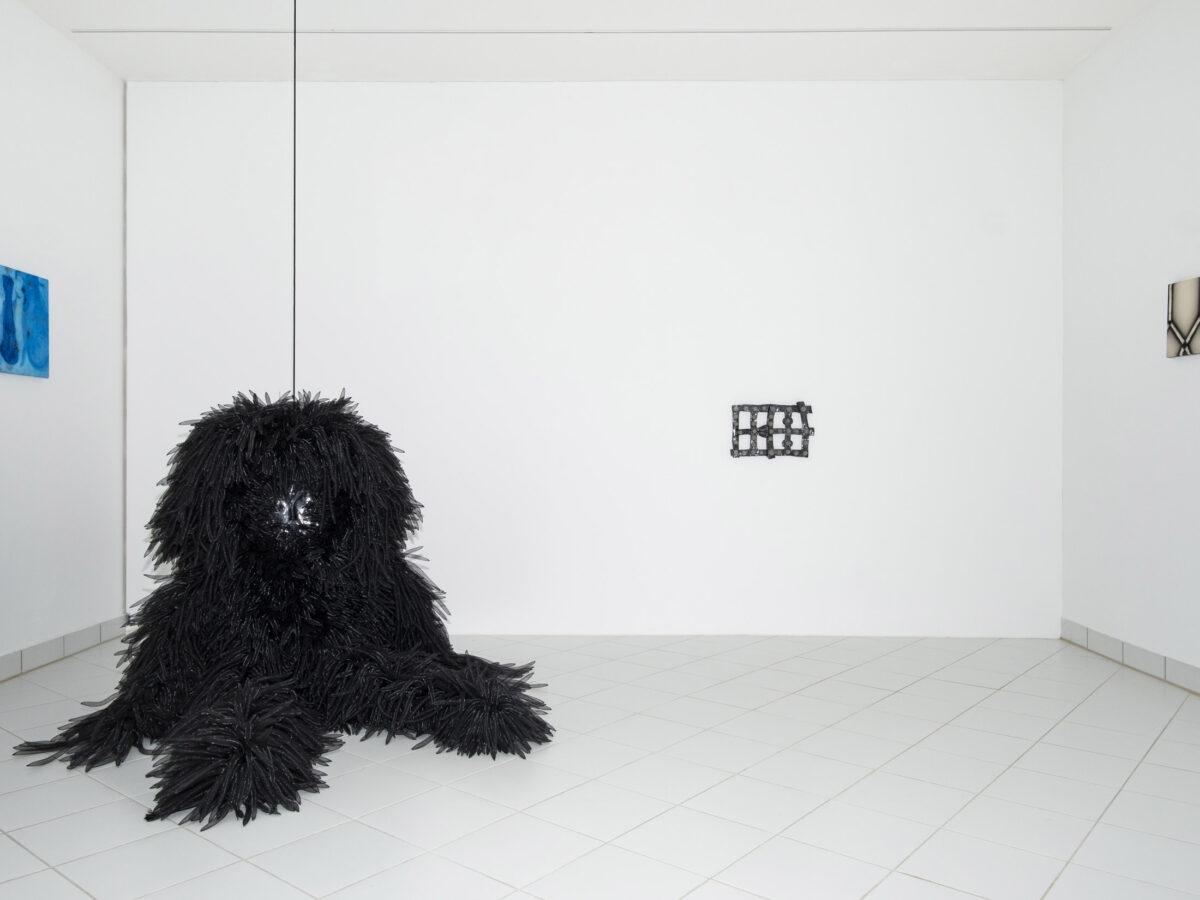 toast at A.ROMY – Art Viewer