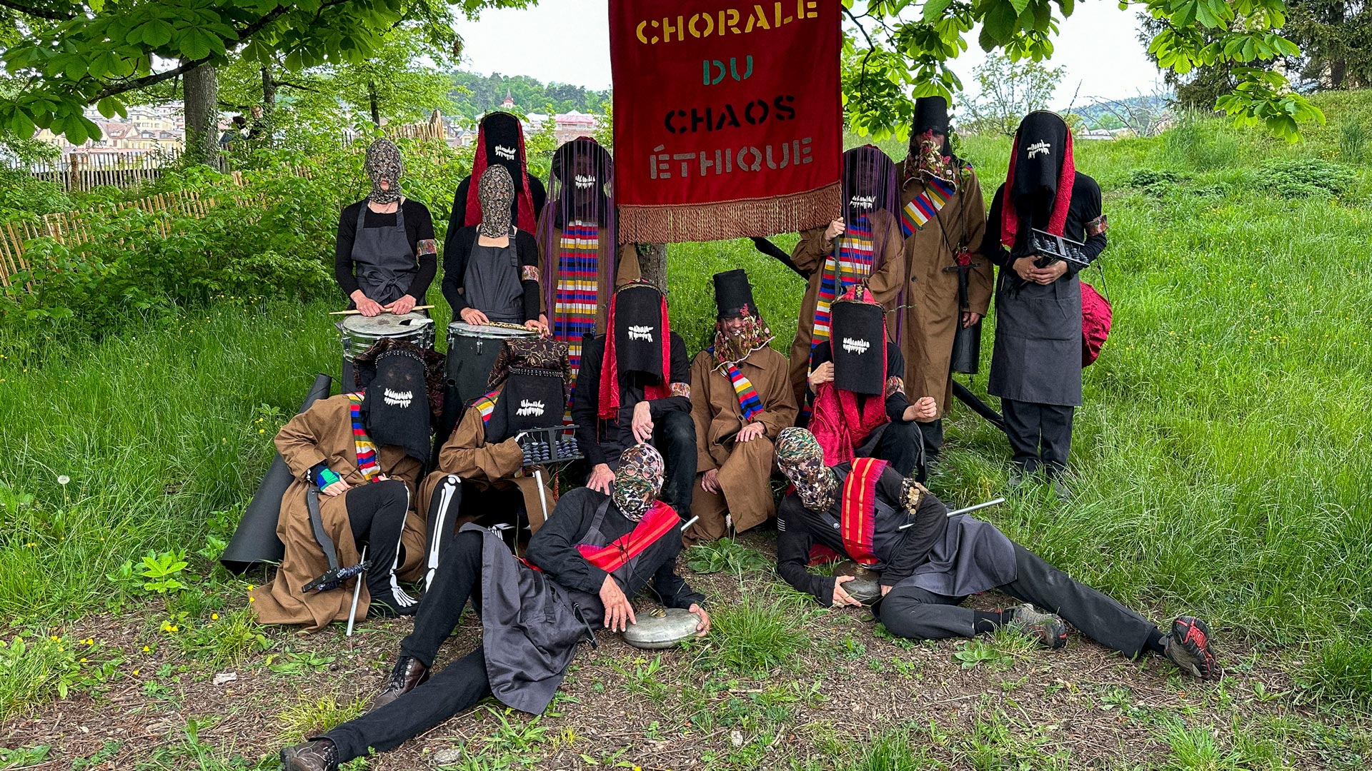 Indice Ultraviolet: Out at Zion Corner, Bar King, Yoga Fabrik, La ...