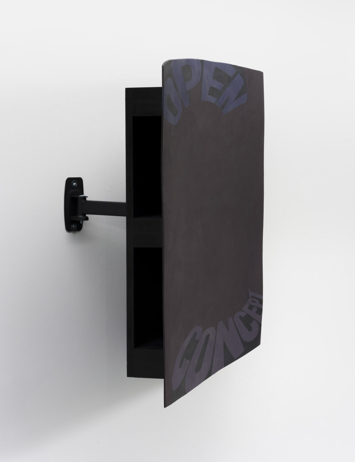 Nancy Dwyer at Theta – Art Viewer