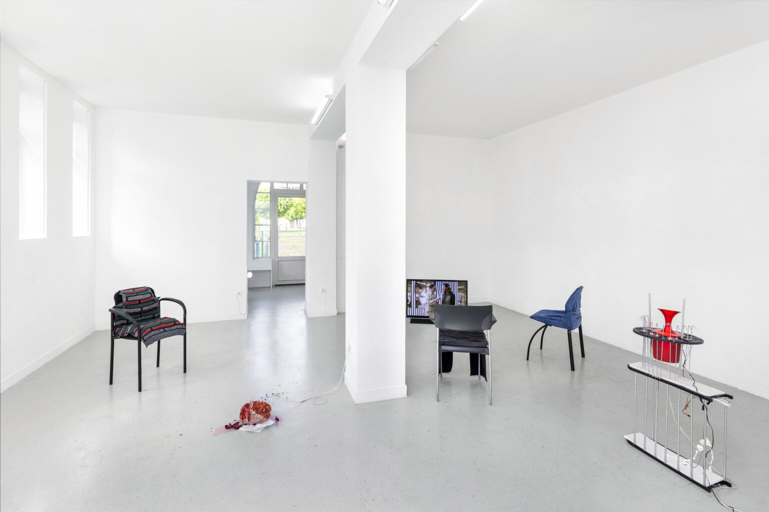 Sticky Objects at Les Bains-Douches – Art Viewer