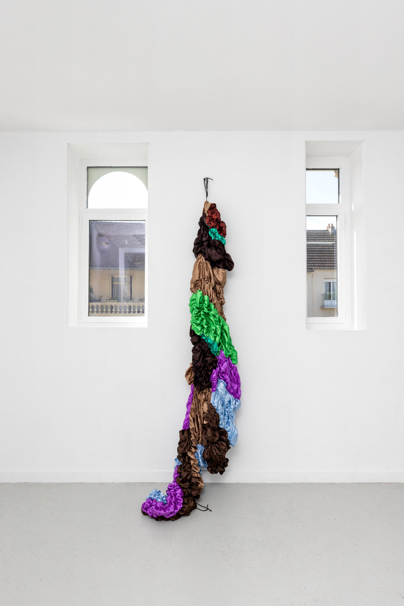 Sticky Objects at Les Bains-Douches – Art Viewer