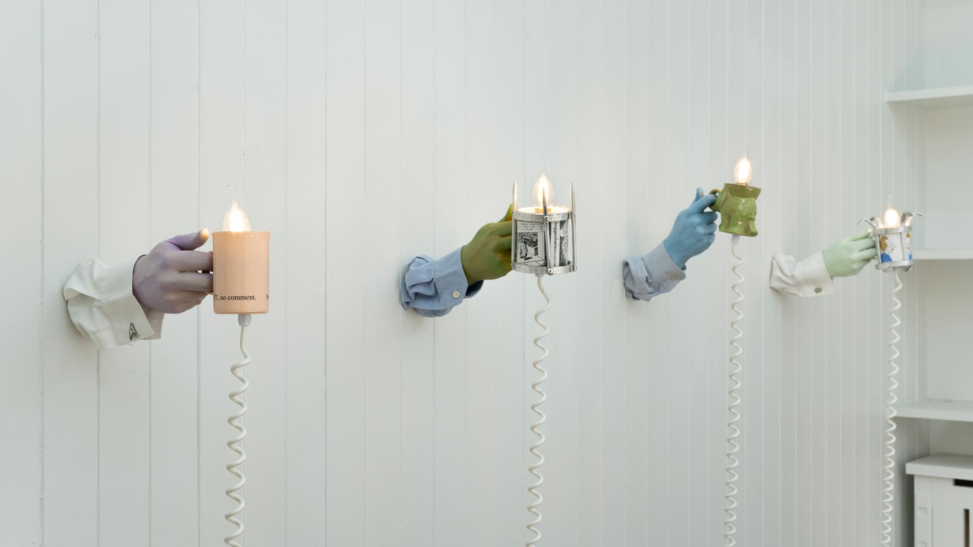 Page 2 – Art Viewer