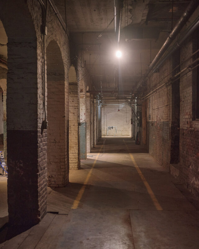 Jacob’s Edge at Lower Cavity – Art Viewer