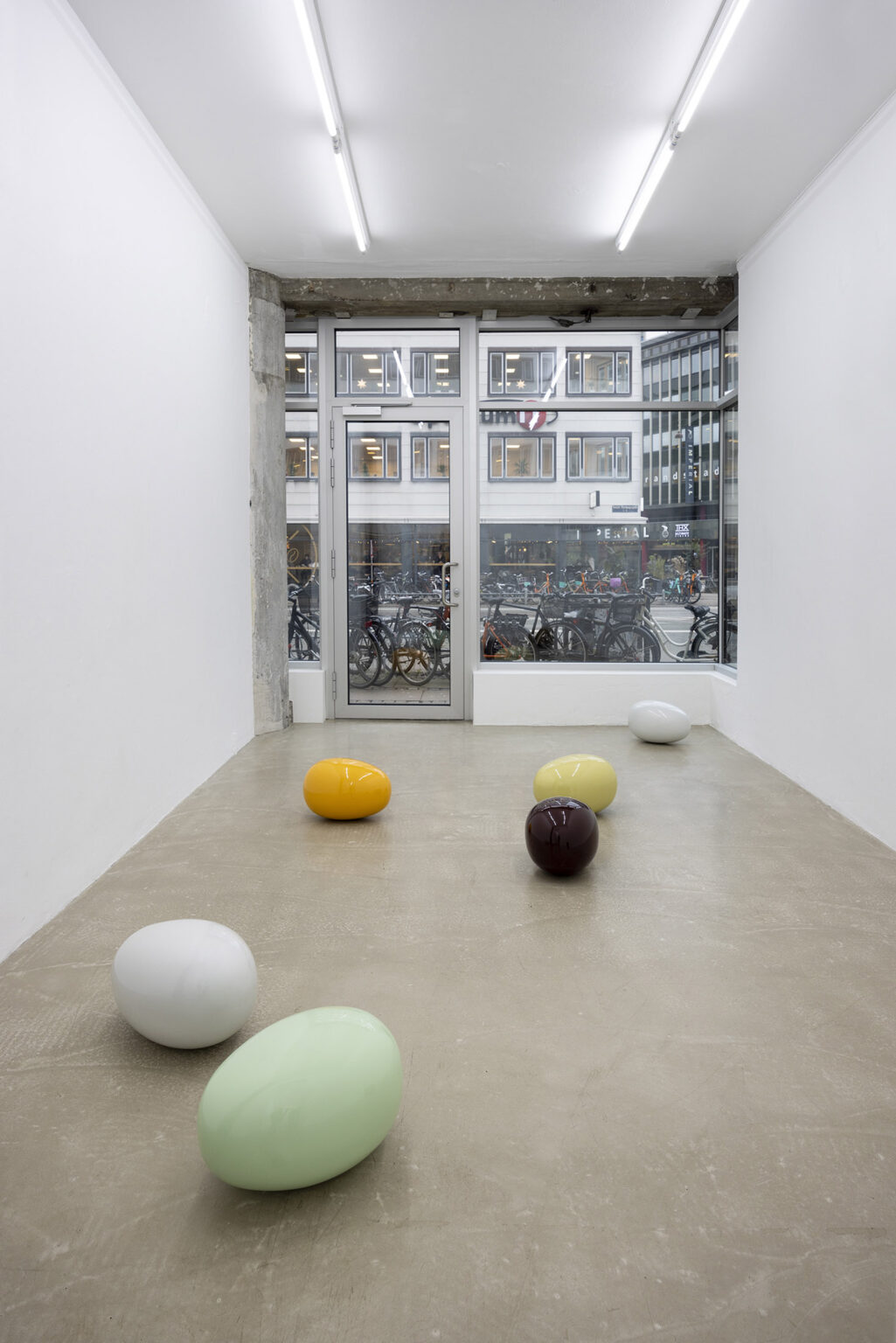 Benedikte Bjerre at palace enterprise – Art Viewer