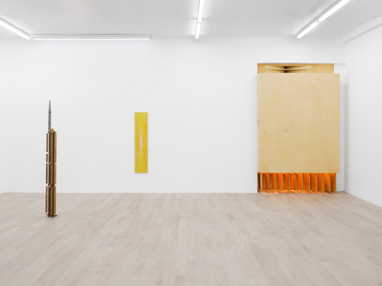 Marlon Kroll at Management – Art Viewer