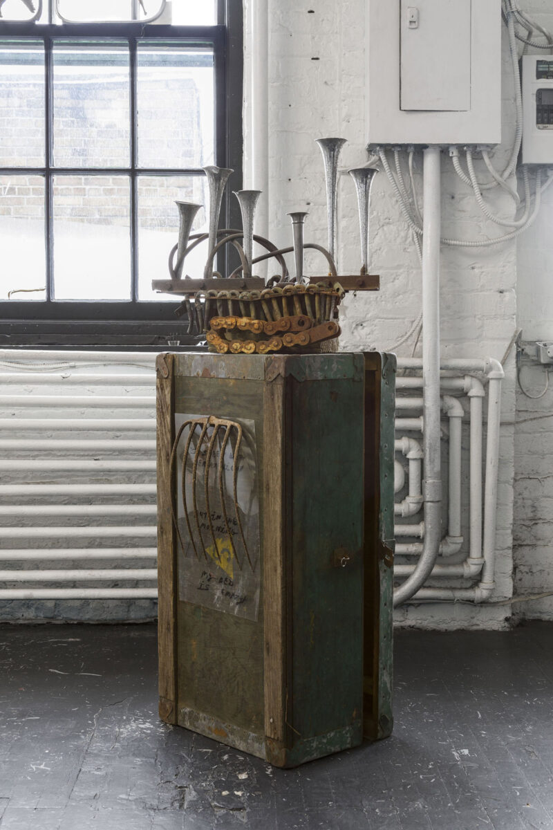 Page 11 – Art Viewer