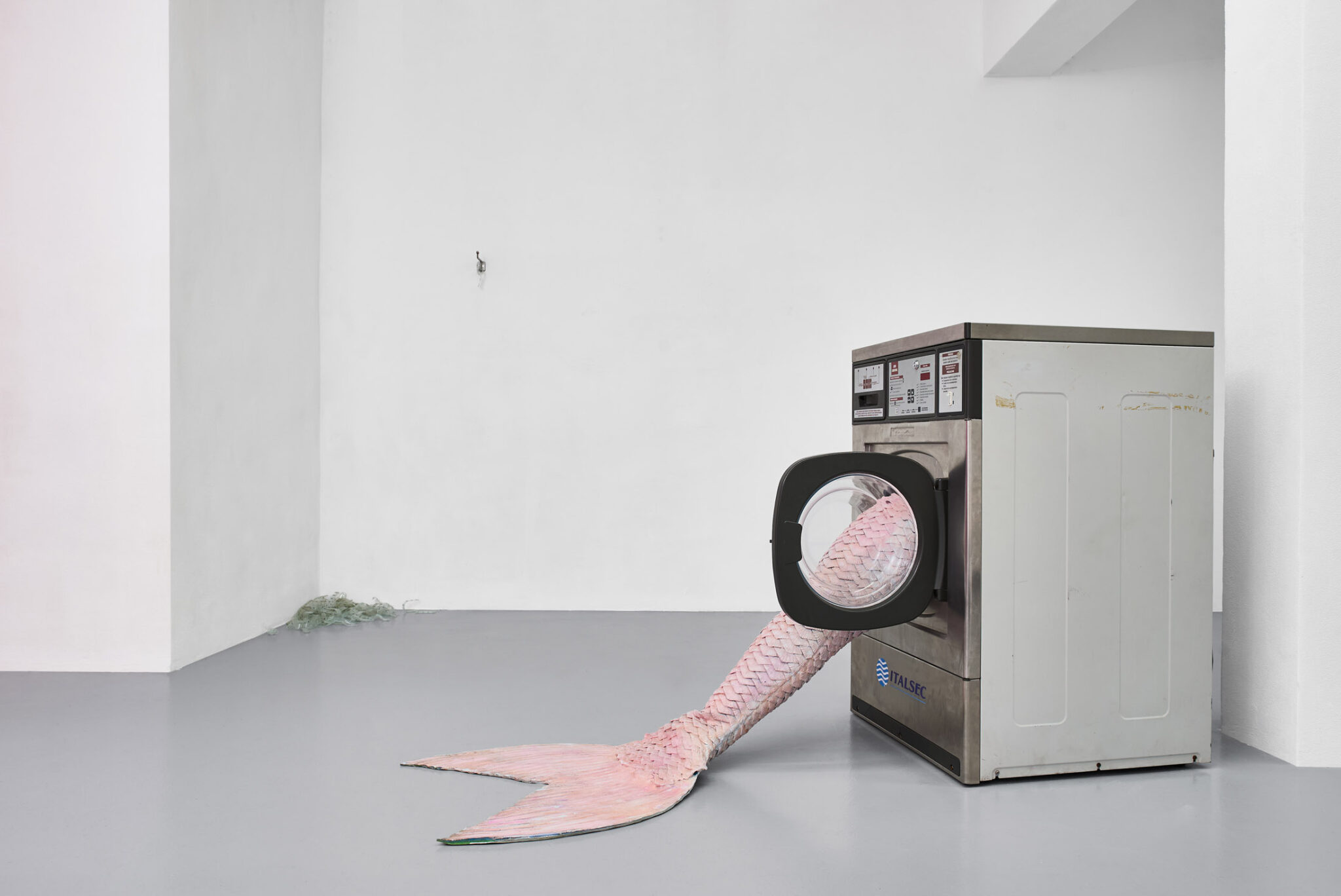 Mayday Everyday at Triangolo – Art Viewer