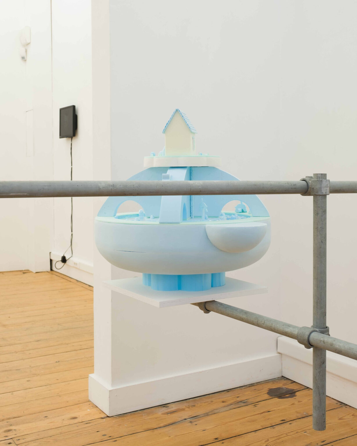 Winnie Claessens at Fred & Ferry – Art Viewer