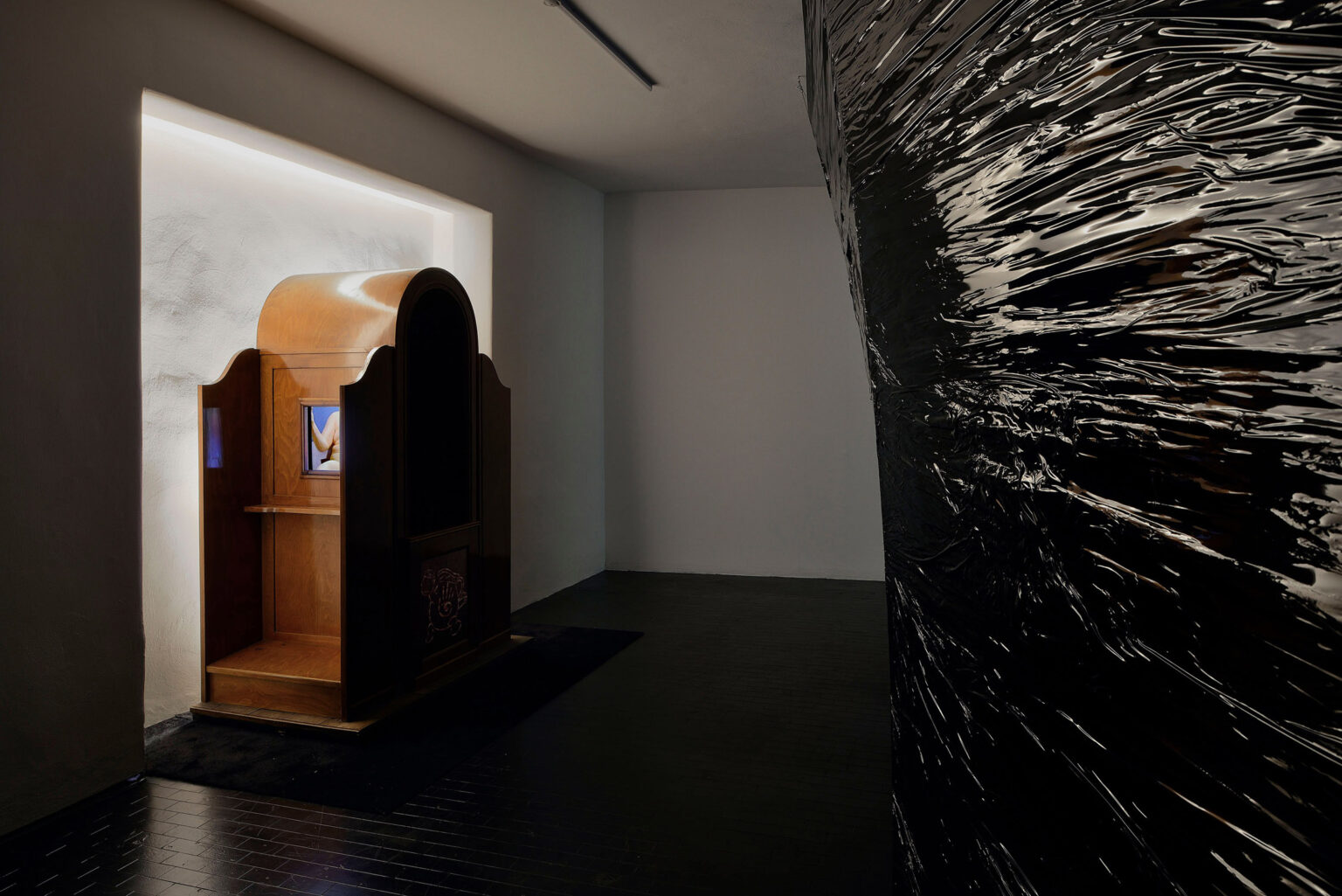 Jon Rafman at Basement Roma – Art Viewer