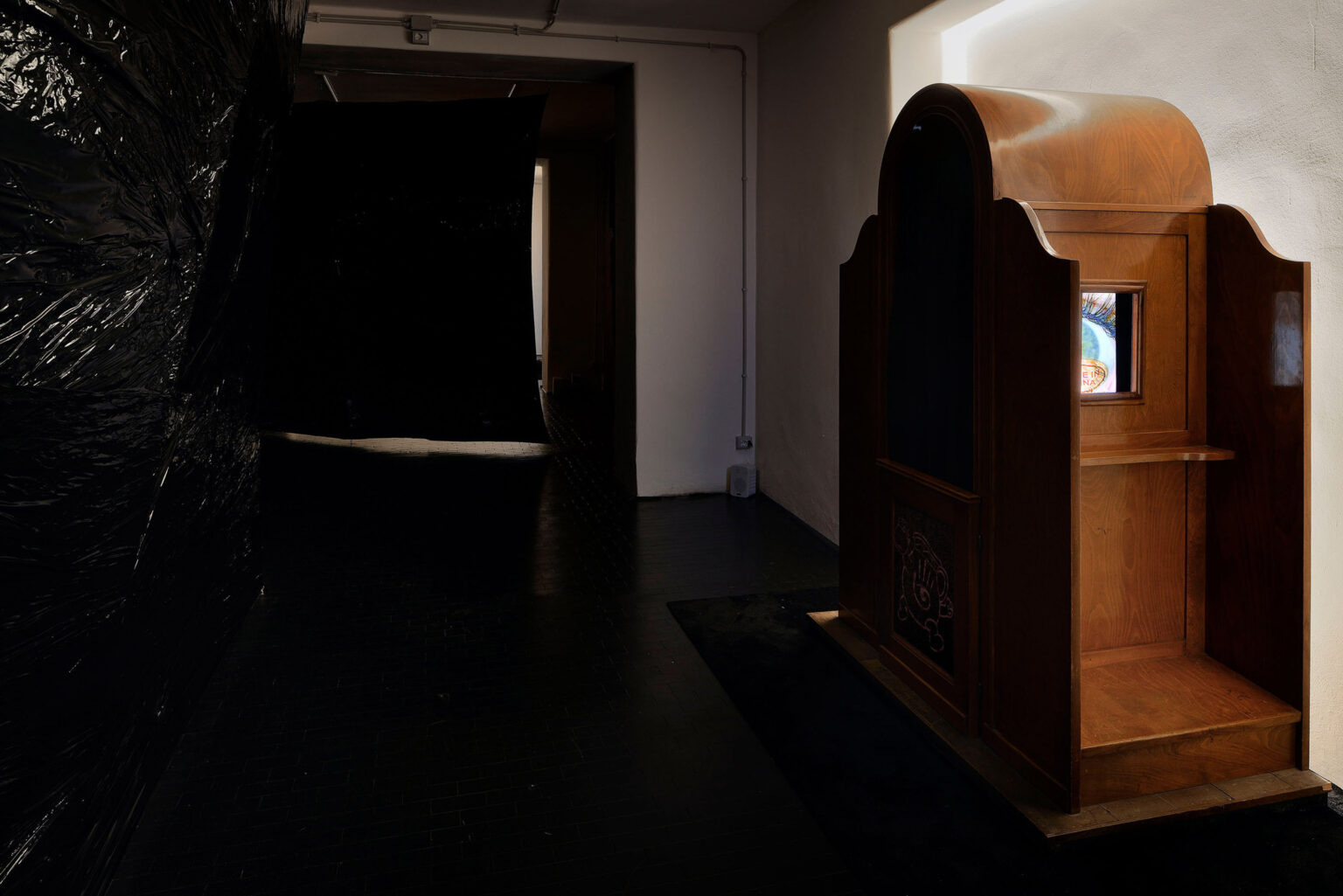 Jon Rafman at Basement Roma – Art Viewer