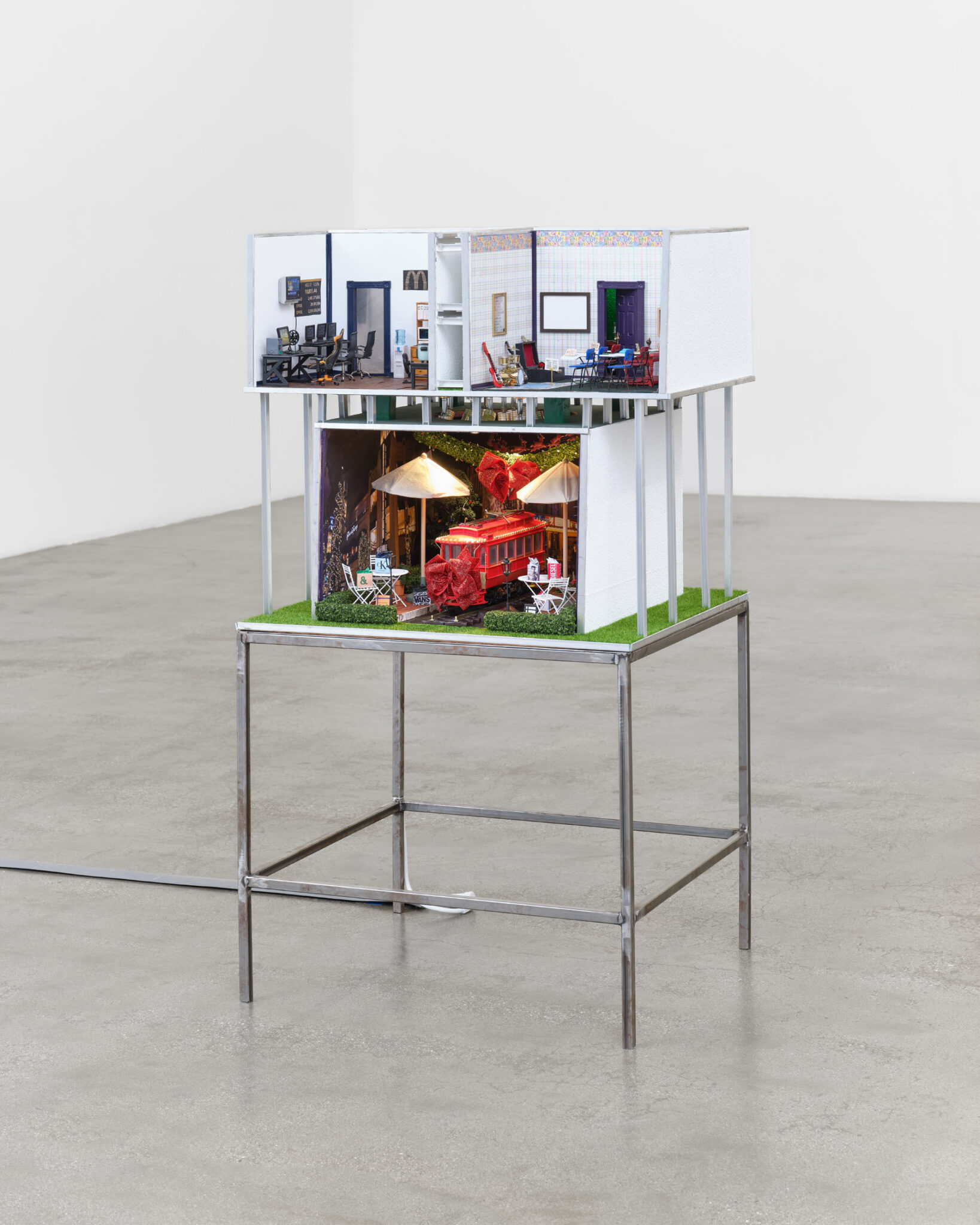 Page 5 – Art Viewer