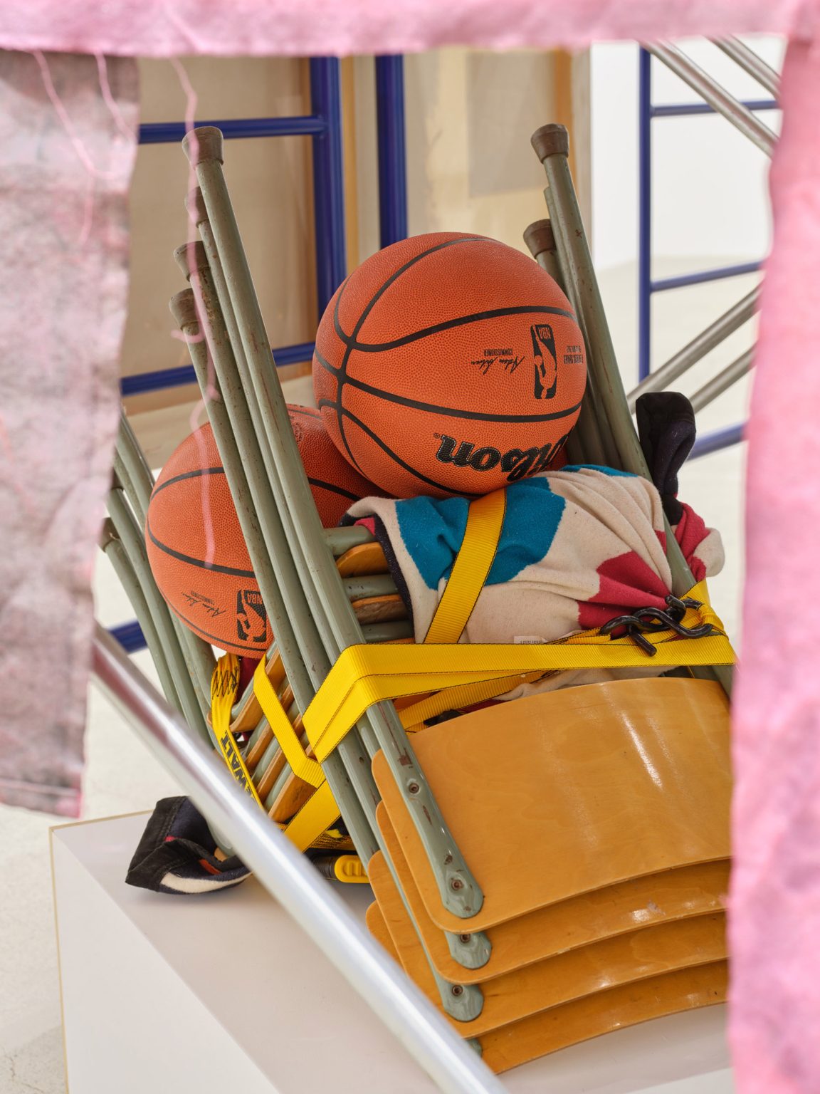 Duane Linklater at Catriona Jeffries – Art Viewer