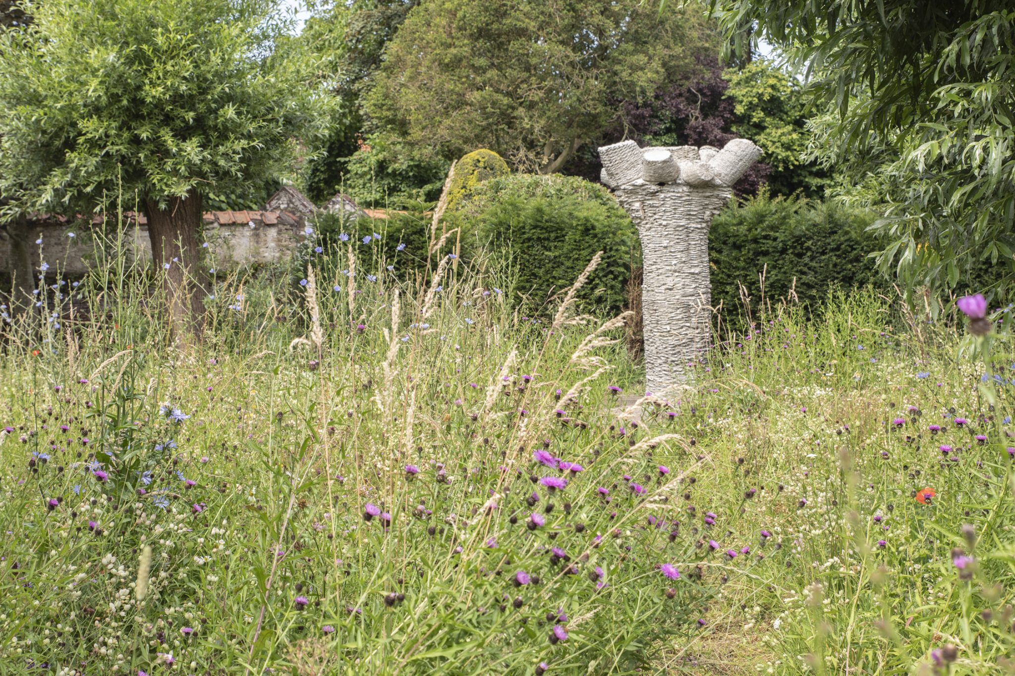 Scarecrow of the Museum at Roger Raveel Museum – Art Viewer