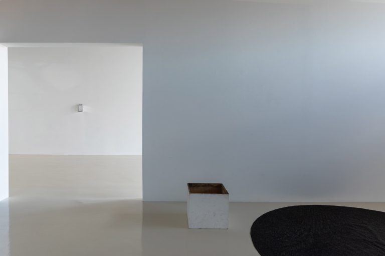 Michael E. Smith at Chris Sharp Gallery, Los Angeles – Art Viewer