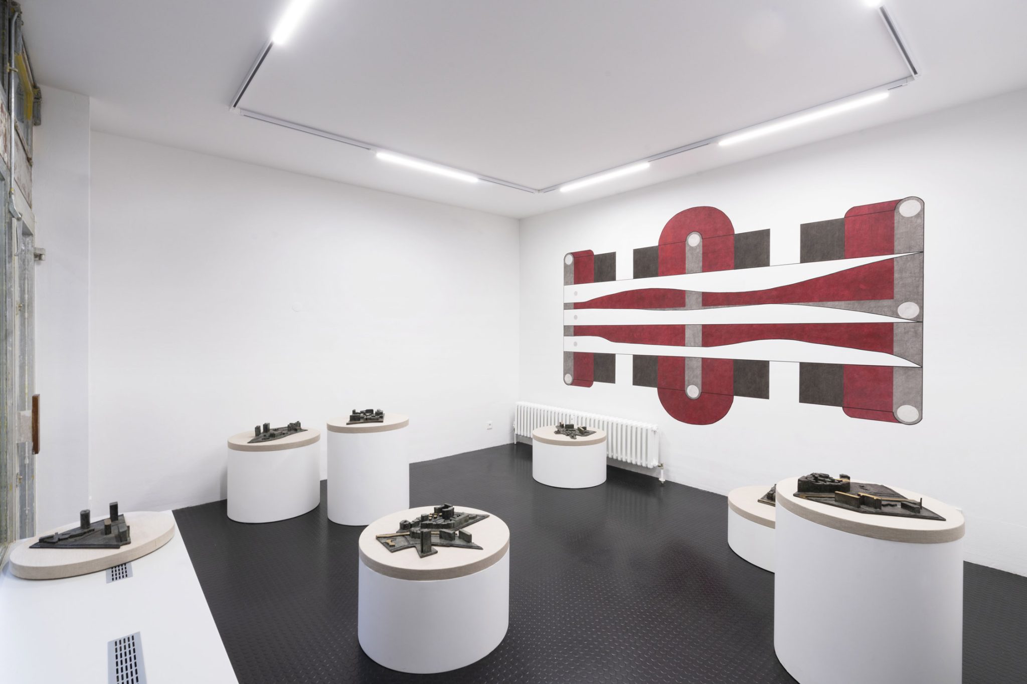 Marina Pinsky at GROTTO, Berlin – Art Viewer