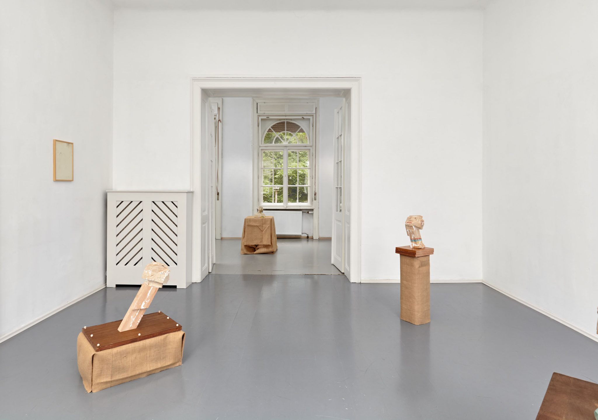 Róza El-Hassan at Longtermhandstand, Budapest – Art Viewer