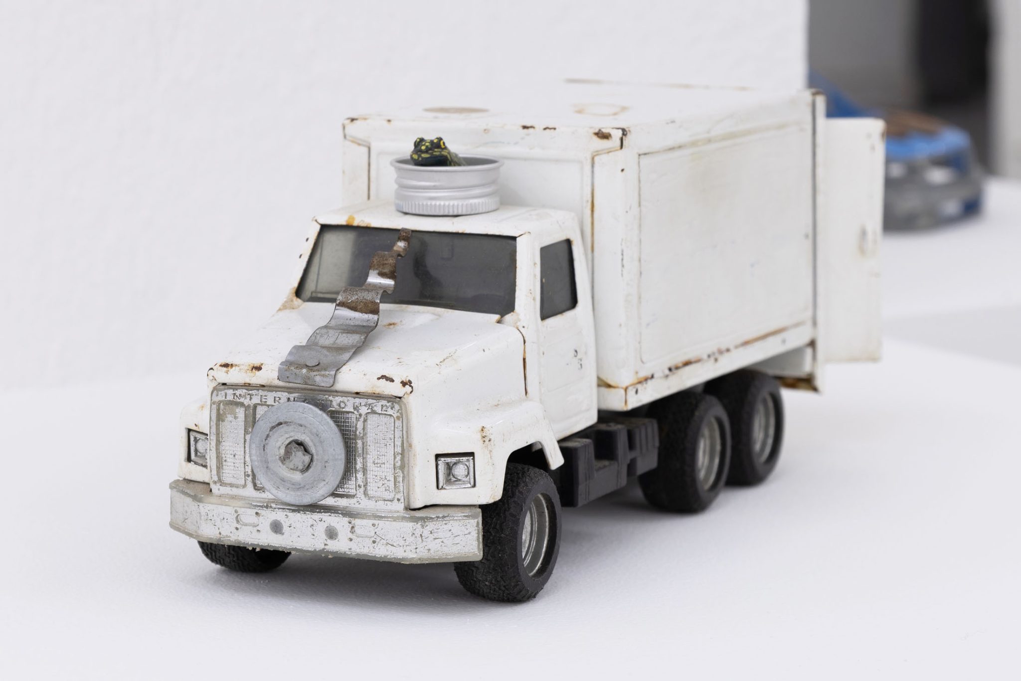 Em Rooney and Eric Veit at XYZ collective, Tokyo – Art Viewer