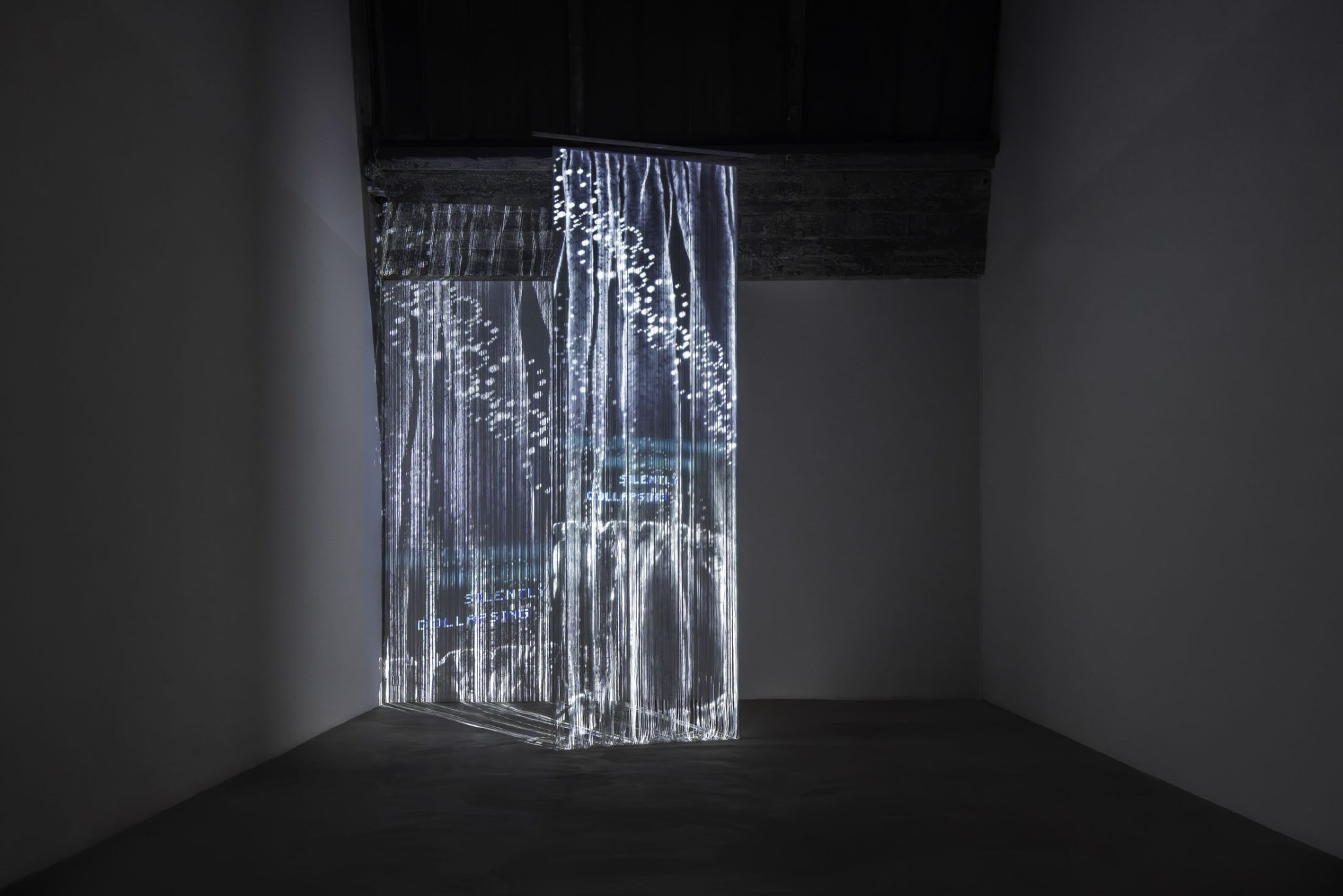 HU Wei at REFLEXION, Beijing – Art Viewer