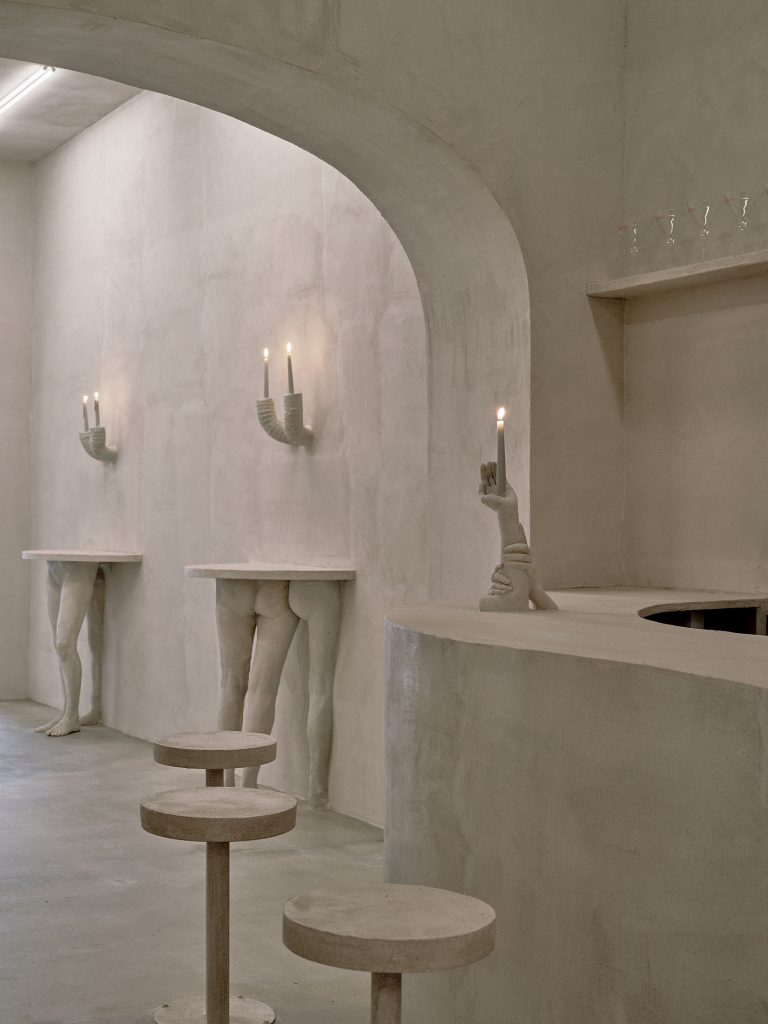 Clementine Keith-Roach and Christopher Page at Villa Lontana, Rome ...