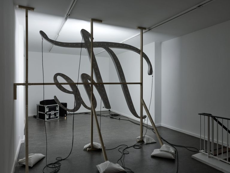 Banks Violette at Tick Tack, Antwerp – Art Viewer